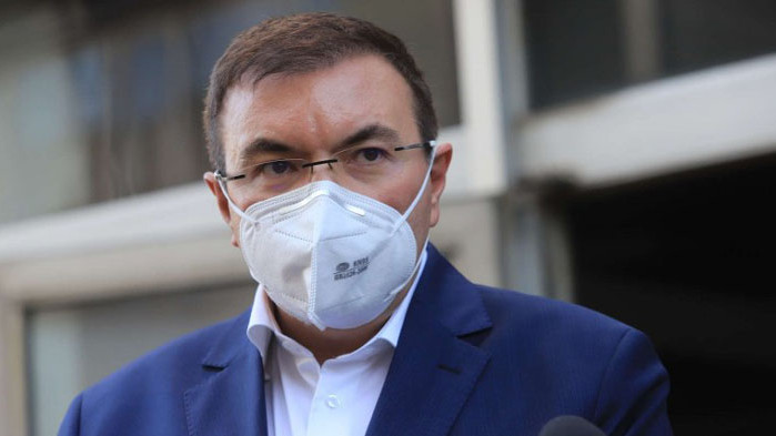 Ангелов цитира Радой Ралин: „По-страшен от спина, по-жилав от рака ...