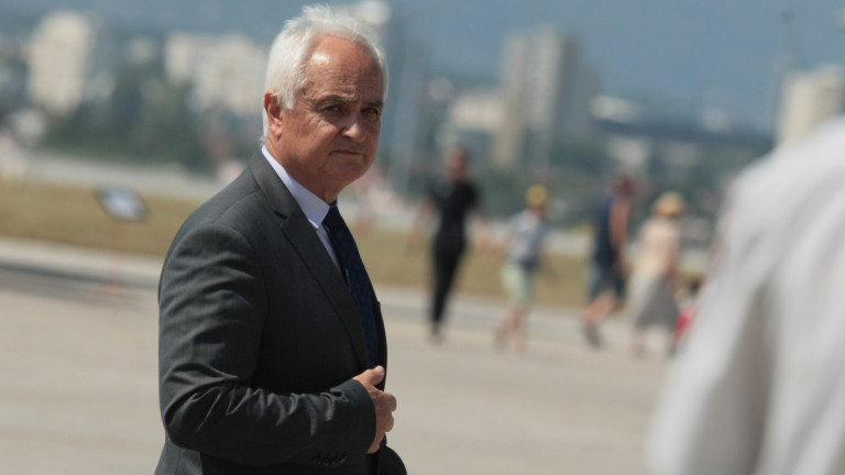 Атанас Запрянов: Трябва да окажем военна подкрепа на Украйна - Днес+